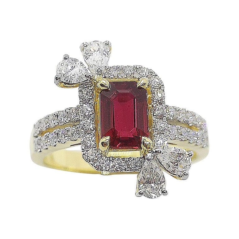 Ruby with Diamond Ring Set in 18 Karat Gold Settings For Sale at 1stDibs