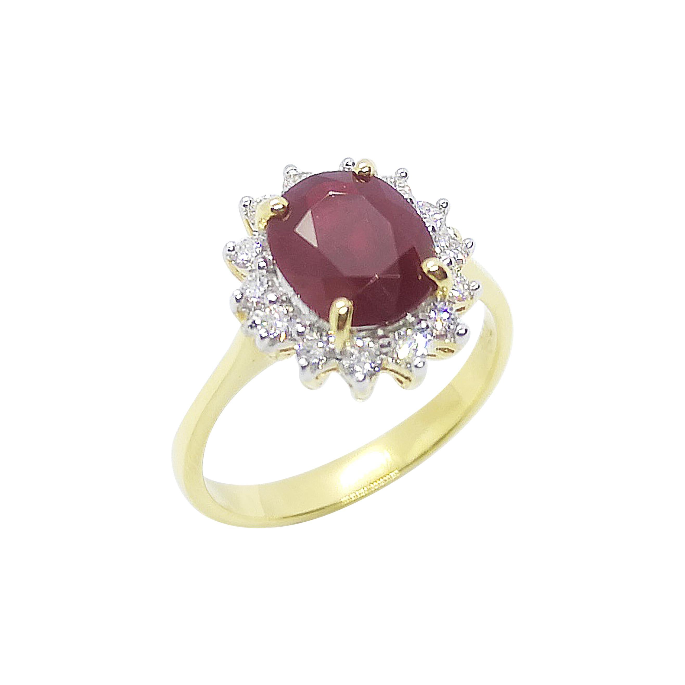 Ruby with Diamond Ring Set in 18 Karat Gold Settings For Sale at 1stDibs