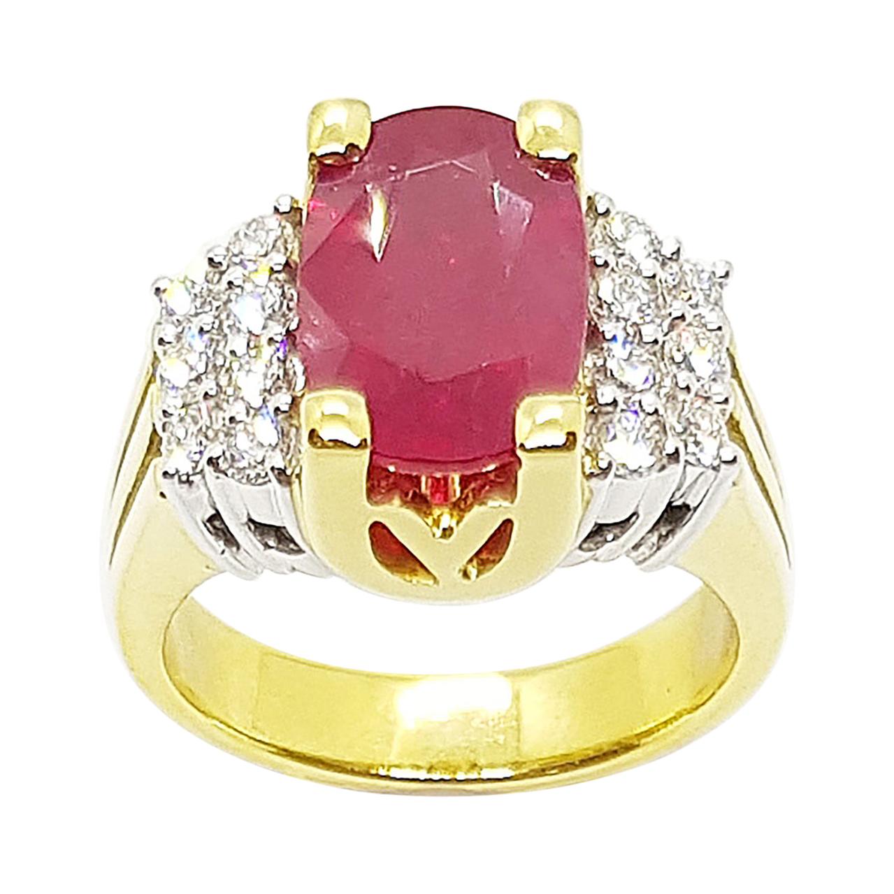Ruby with Diamond Ring Set in 18 Karat Gold Settings For Sale at 1stDibs