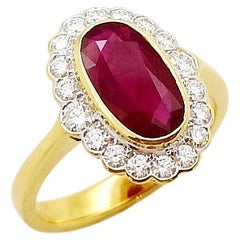 Ruby with Diamond Ring set in 18K Gold Settings For Sale at 1stDibs