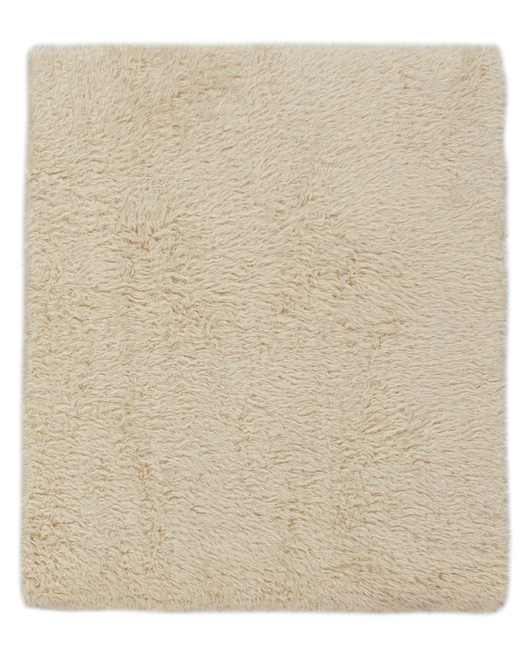 Rug and Kilim’s Moroccan Style Shag Rug in Creamy High-Pile For Sale at ...