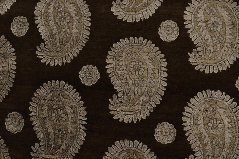 Rug and Kilim’s Classic Style Rug in Brown with Ivory Paisley Patterns ...