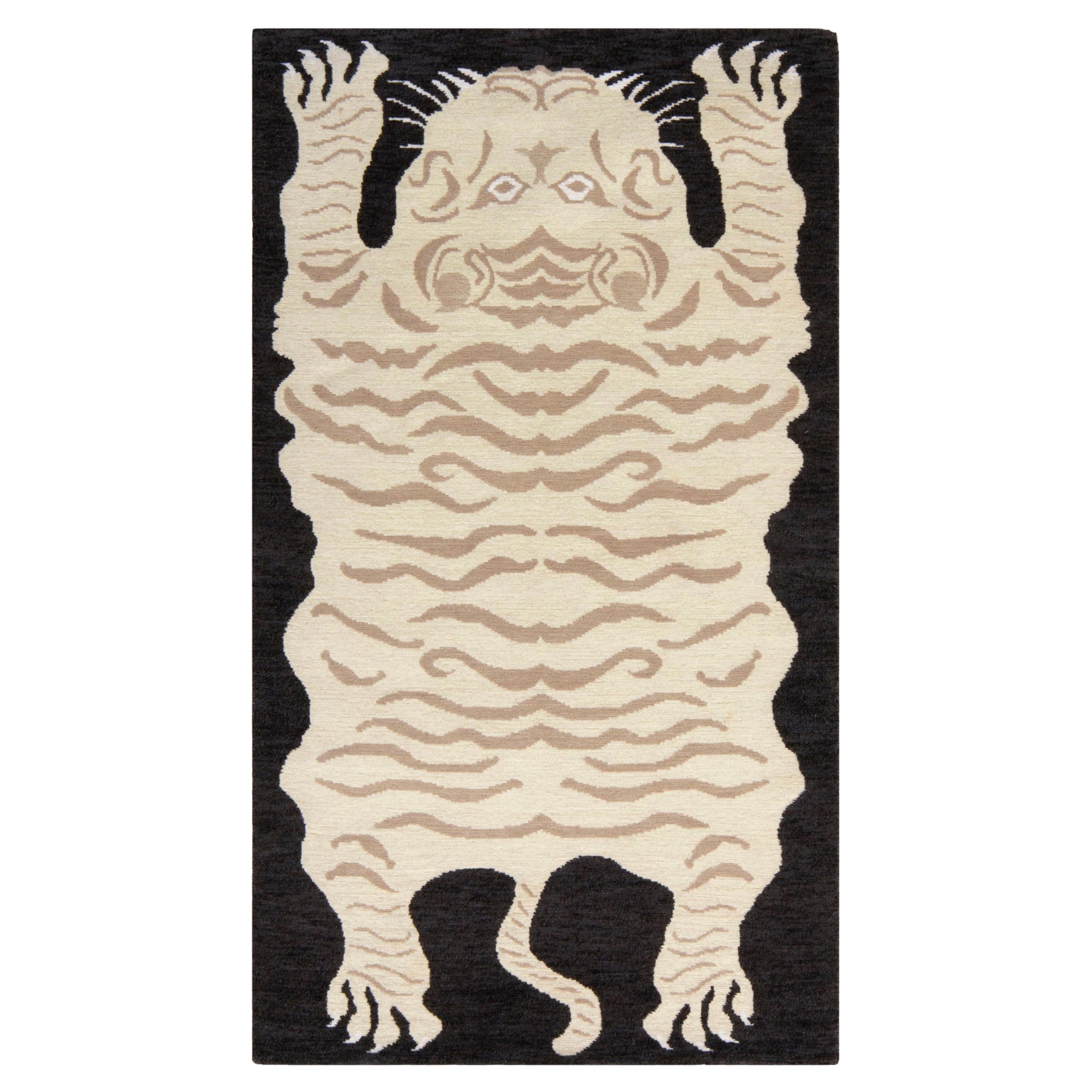 Contemporary Handmade Pictorial Accent Rug of a Tiger For Sale at 1stDibs