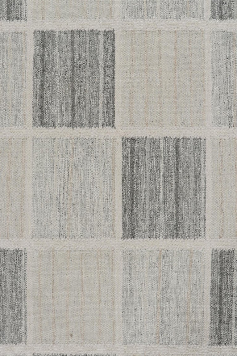 Rug and Kilim’s Scandinavian Style Trapezoid Kilim in Gray with ...
