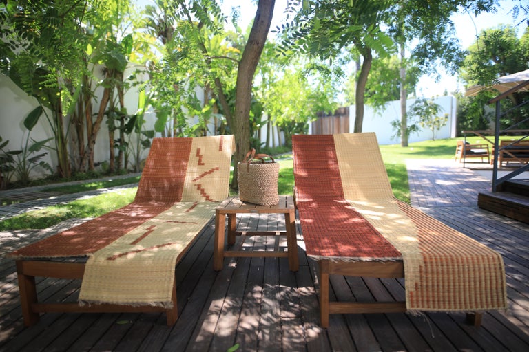 Contemporary handcrafted graphic Runner Rug in natural fiber La Fibre ...