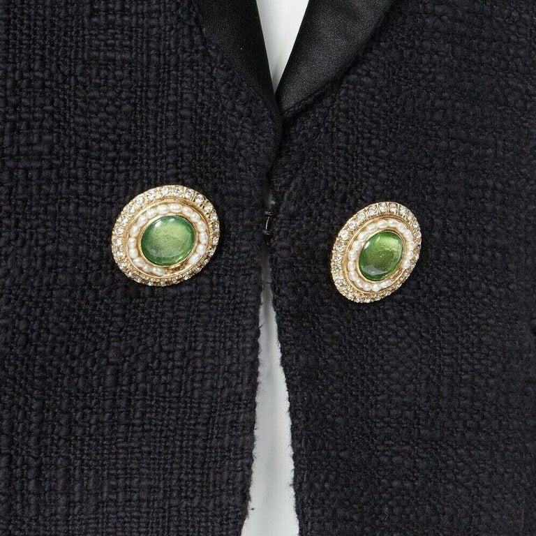 runway CHANEL 12A Paris-Bombay tweed satin tuxedo with green jewel ...