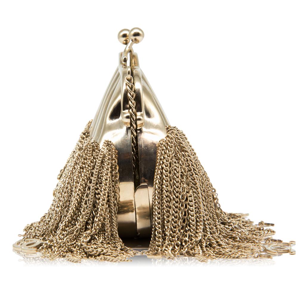Runway Chanel Gold Chain Tassel Shell Coin Purse For Sale at 1stDibs ...