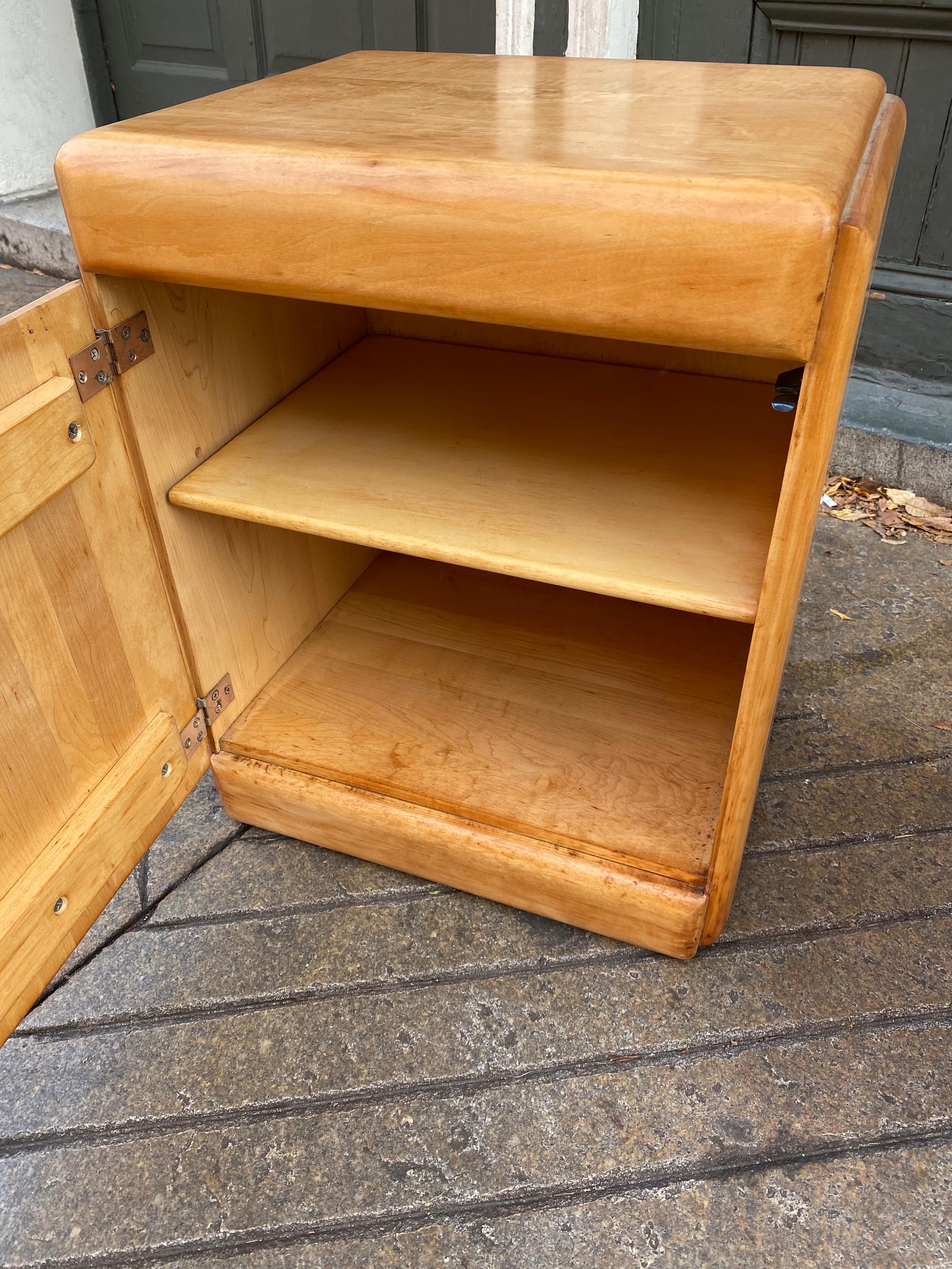 Russel Wright Pair of American Modern Solid Maple Nightstands at 1stDibs