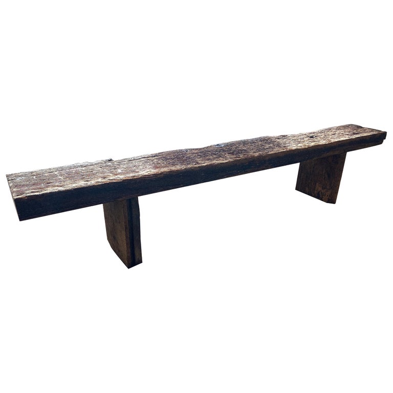 Banc rustique en bois de feuillus En vente sur 1stDibs
