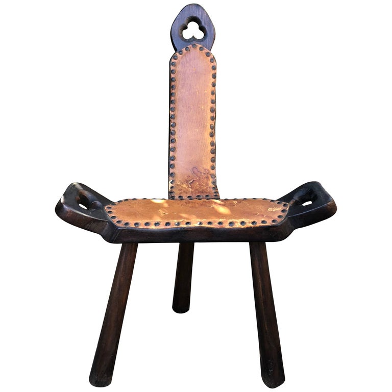 Rustic Tripod Legs Birthing Chair with Authentic Leather For Sale at ...