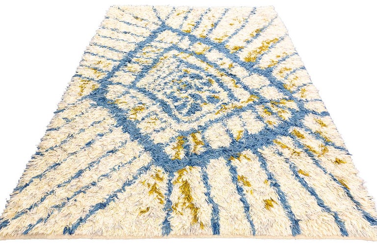 Rya Rug Shaggy Abstract Design For Sale at 1stDibs