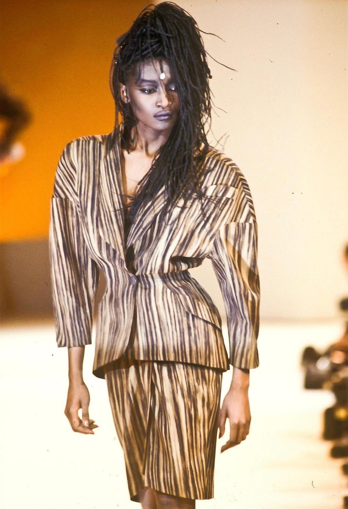 S/S 1988 Thierry Mugler Brown Stripe 'Été Africain" Long Sleeve Mini ...