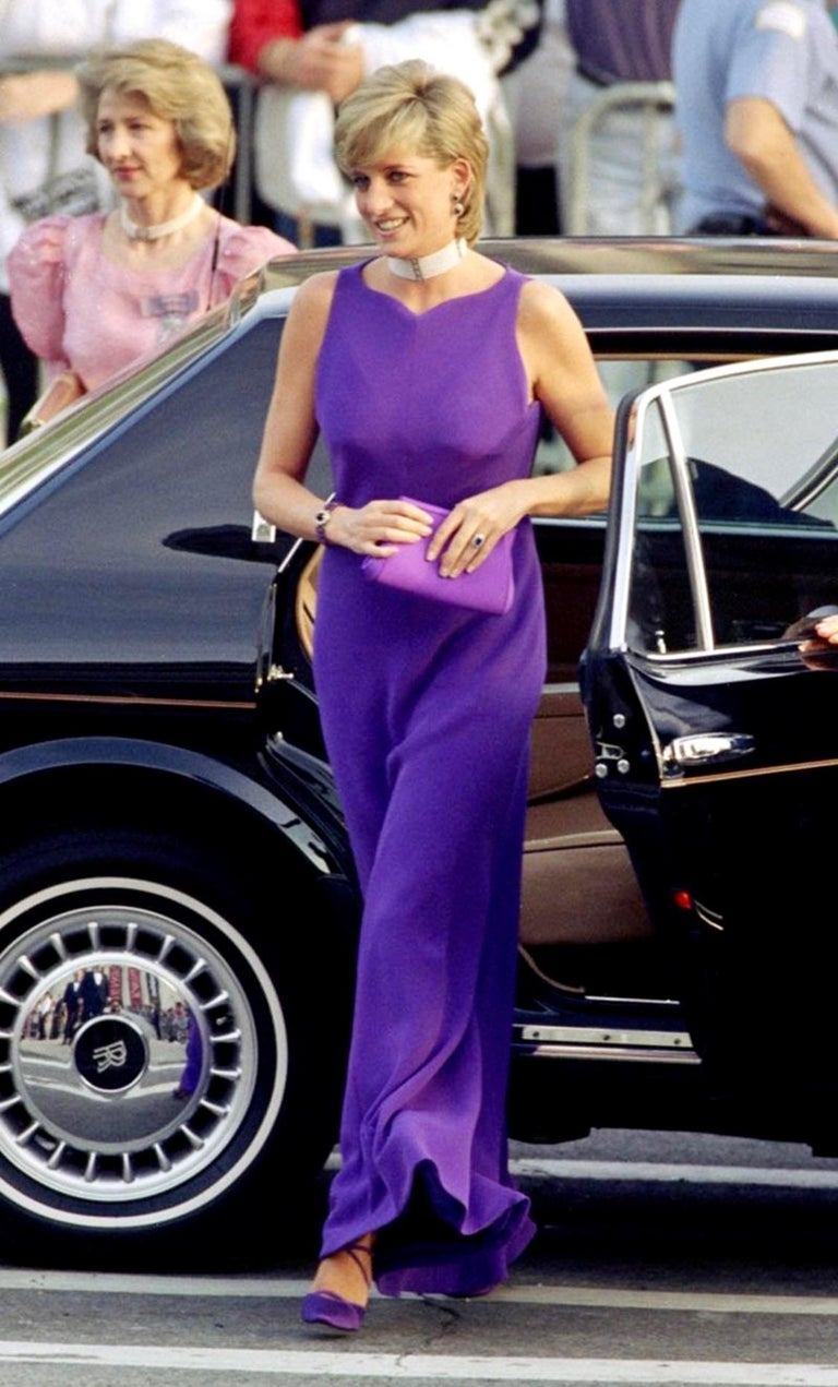 S/S 1996 Gianni Versace Princess Diana Black Scalloped Gown Ad Campaign ...