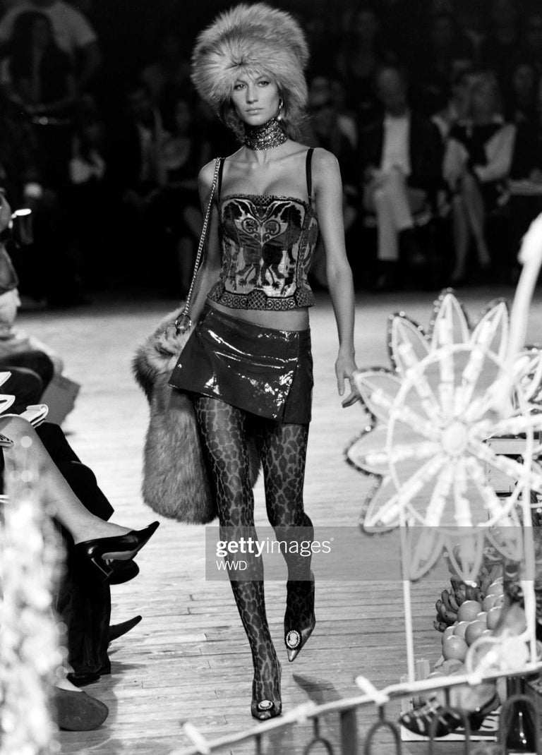 S/S 2000 Dolce and Gabbana Runway Ad Red Gold Velvet Tapestry Corset ...