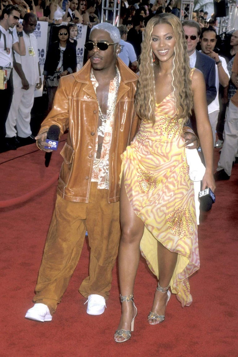 S/S 2000 Gianni Versace by Donatella Versace Crystal Pump Size 39 For ...