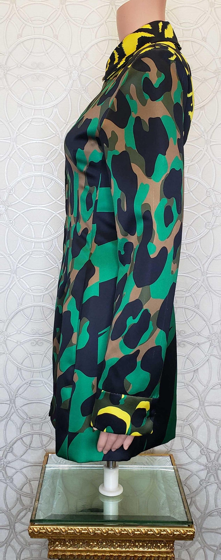 S/S 2016 L # 31 NEW VERSACE MULTI COLOR MILITARY Coat 38 - 2 at 1stDibs
