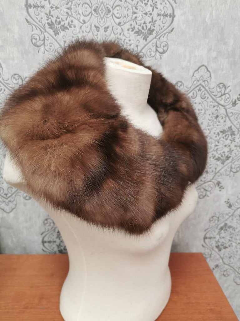 Sable fur collar / scarf For Sale at 1stDibs | sable fur scarf