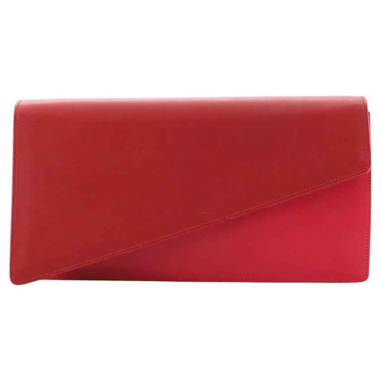Saint Laurent Bicolor Diagonal Clutch aus Leder im Angebot bei 1stDibs