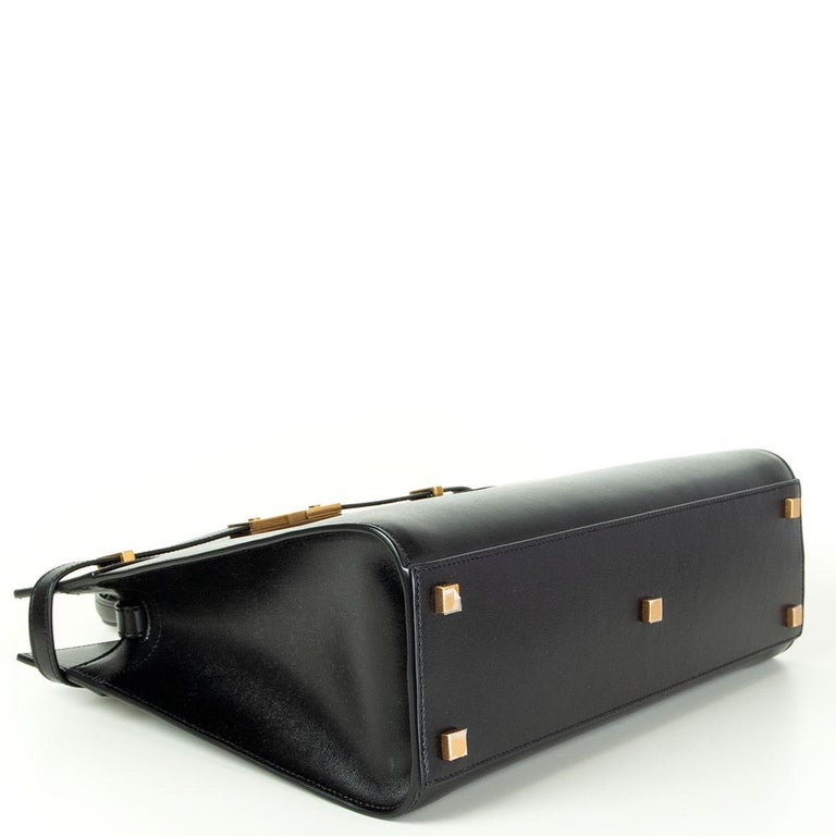 SAINT LAURENT black leather MANHATTAN SMALL SHOPPING Tote Bag at ...