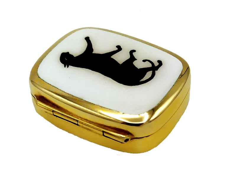Salimbeni Black Panther Pillbox enameled. For Sale at 1stDibs