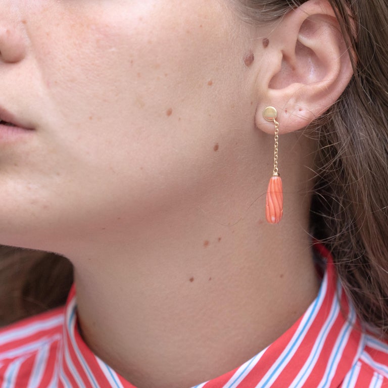 Salmon Natural Coral Carved Long Drop 18 Karat Gold Dangle Deco Intini ...