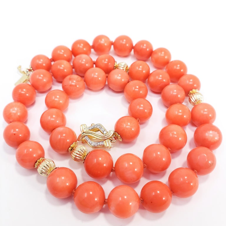 Salmon Sardinian Coral Bead Necklace with 585 Gold and Diamond Clasp ...