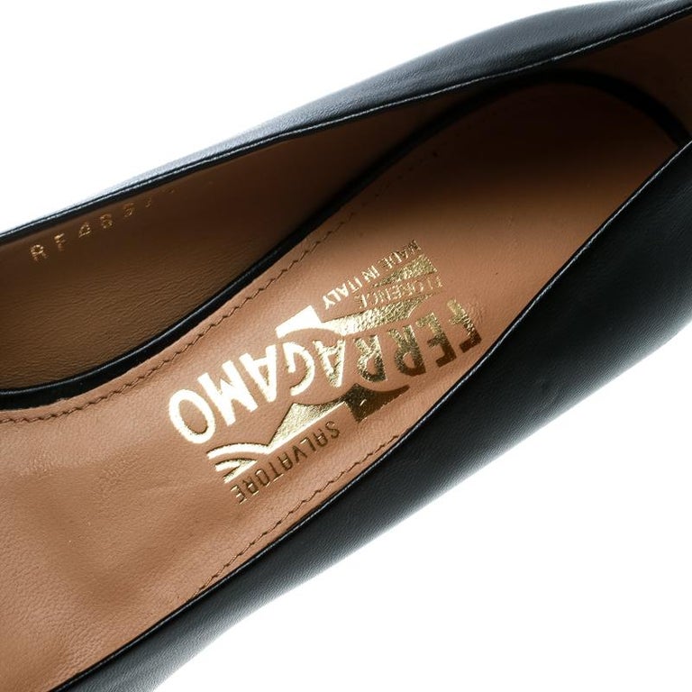 Salvatore Ferragamo Black Leather Fiamma Keyhole Block Heel Pumps Size ...
