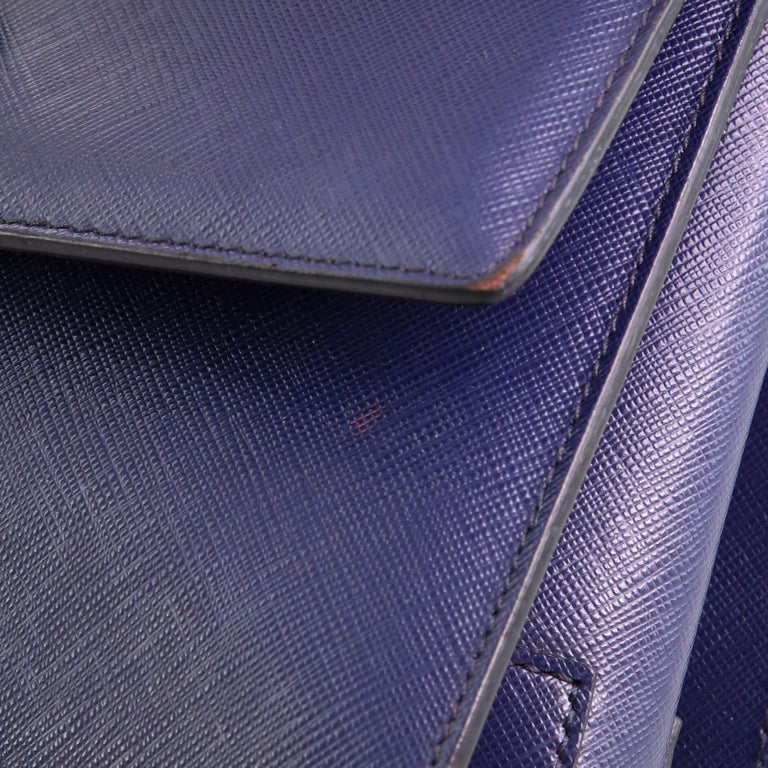 Salvatore Ferragamo Ginny Crossbody Bag Leather Medium For Sale at 1stDibs