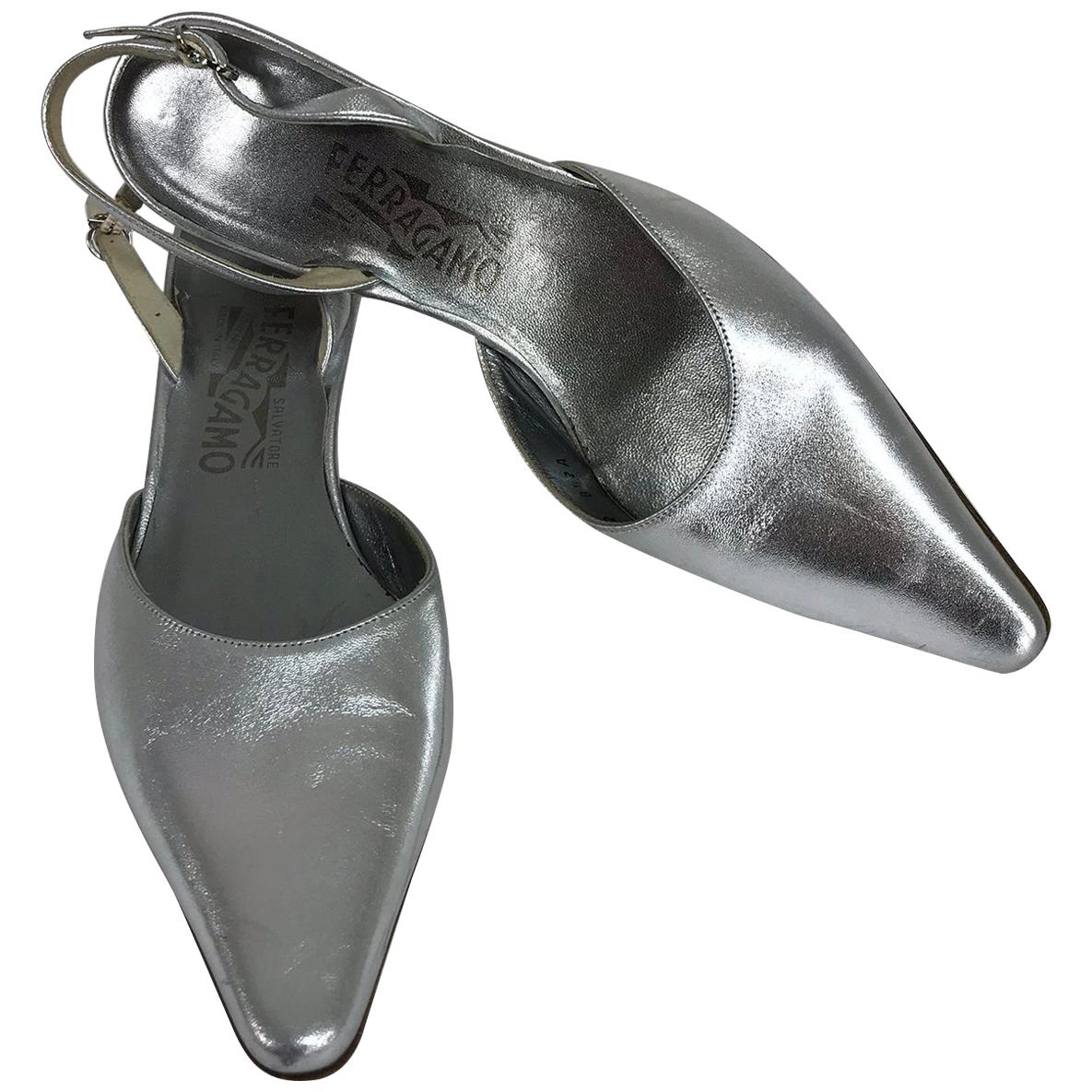 Salvatore Ferragamo Silver Leather Sling Back Heels 8 1/2 AA For Sale ...