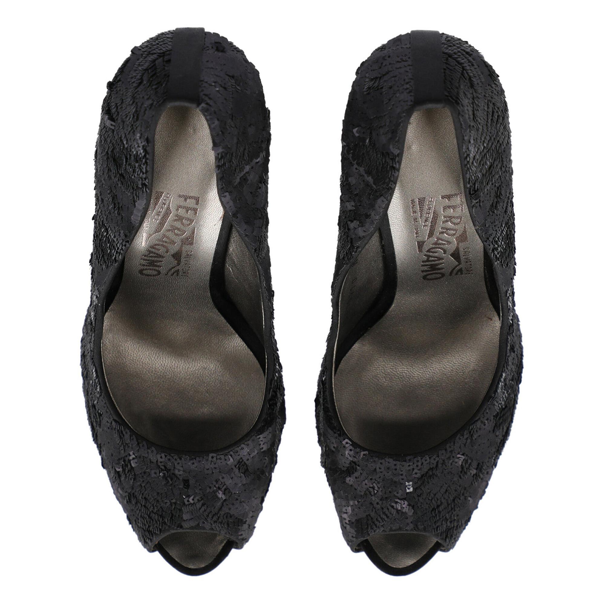 Salvatore Ferragamo Tricolor Patent Leather Gwen Block Heel Pumps Size ...