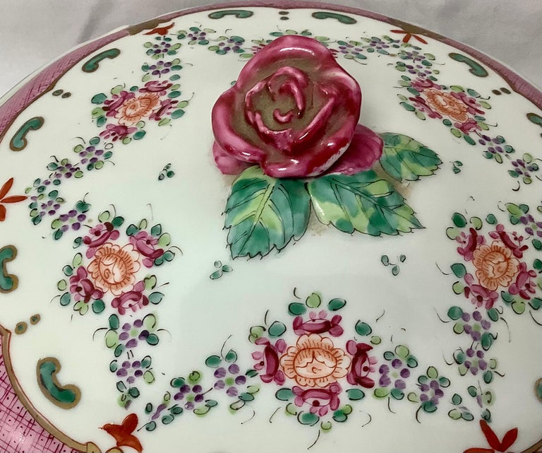 Sampson Large Covered Tureen with Under-Plate For Sale at 1stDibs