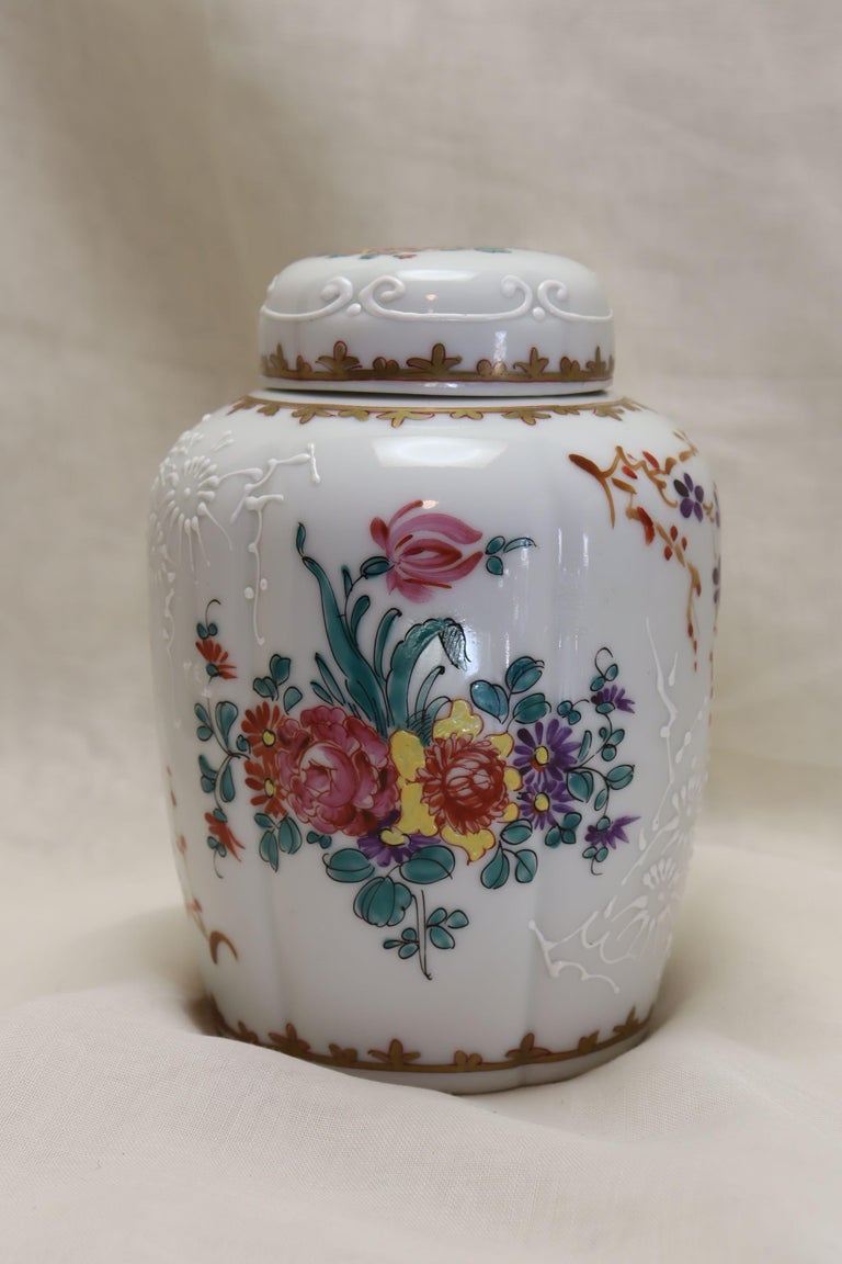 Samson of Paris armorial tea canister For Sale at 1stDibs