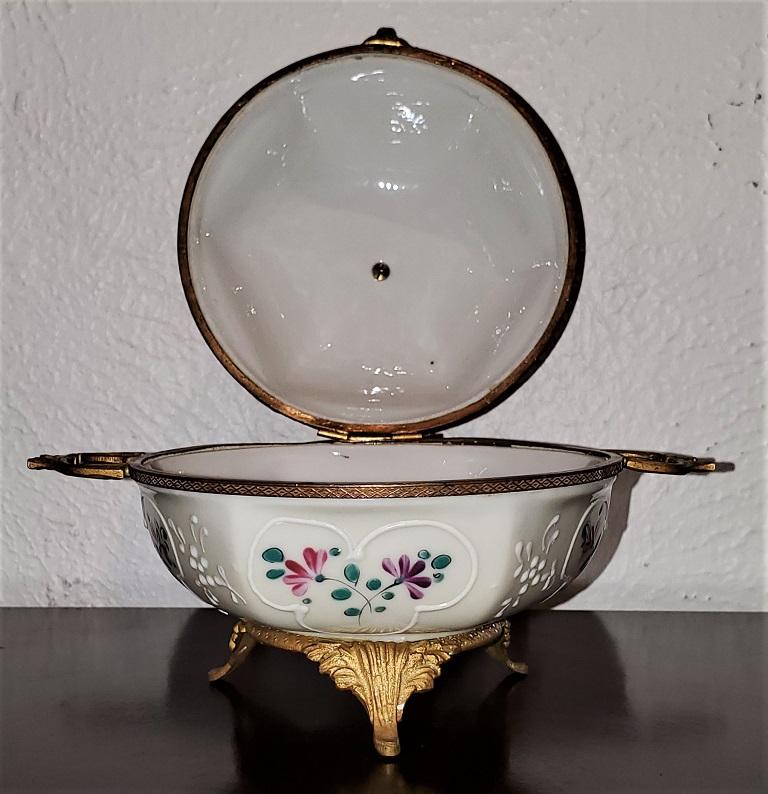 Samson Paris Signed Porcelain Trinket Box For Sale at 1stDibs