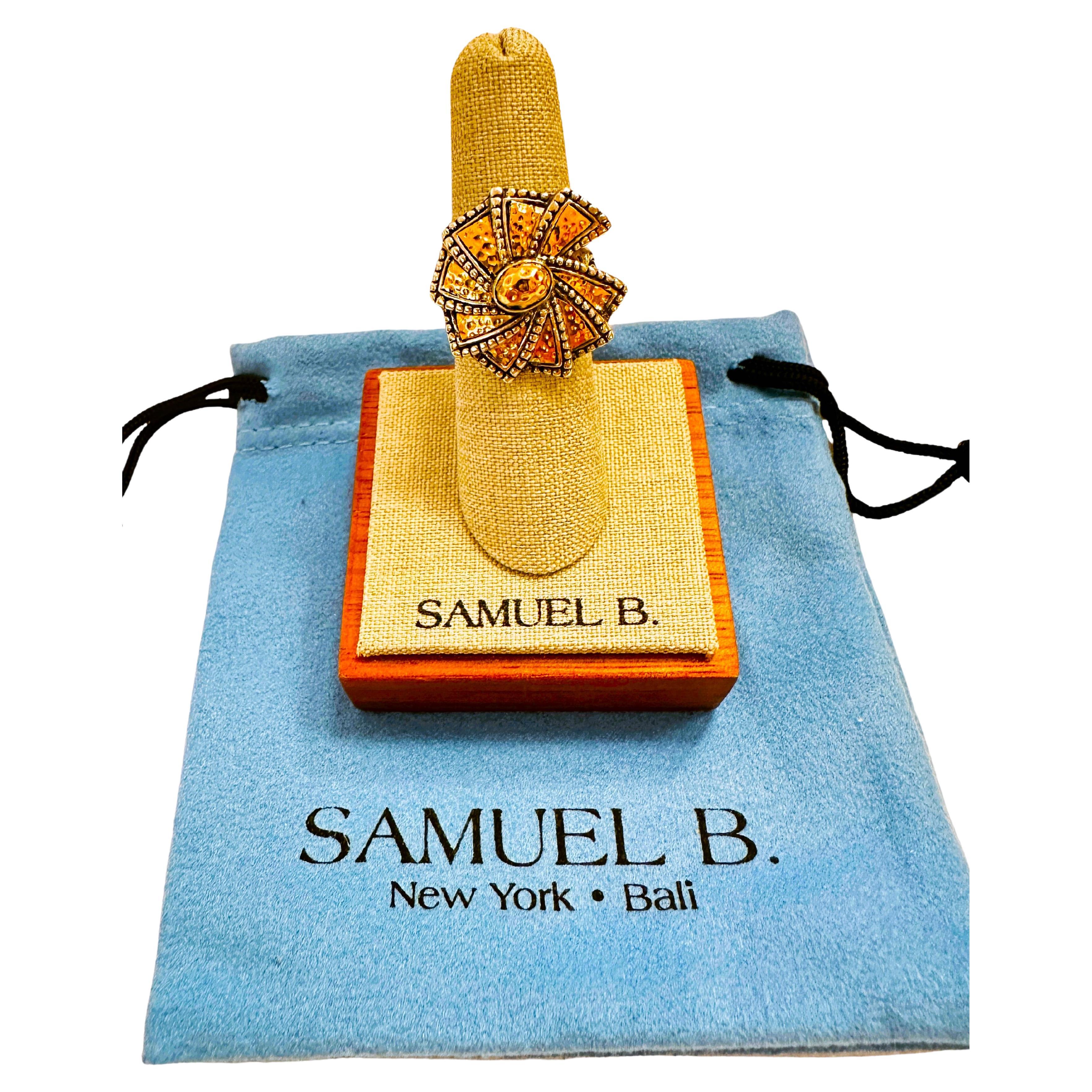 Samuel B Pounded 18k Yellow Gold and Sterling Fan Ring Size 6 For Sale ...