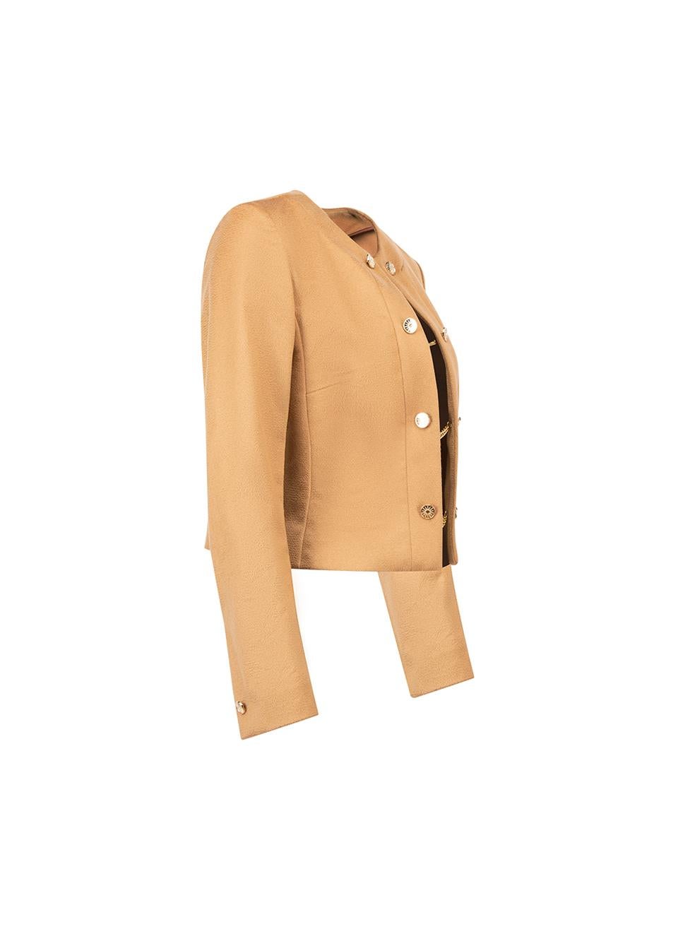 Sanne Women's Camel Chain Hook Closure Jacket For Sale at 1stDibs