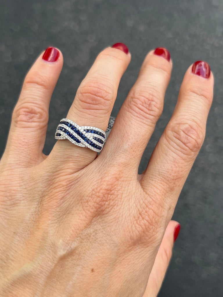Sapphire and Diamond Rope Twist Band Ring For Sale at 1stDibs