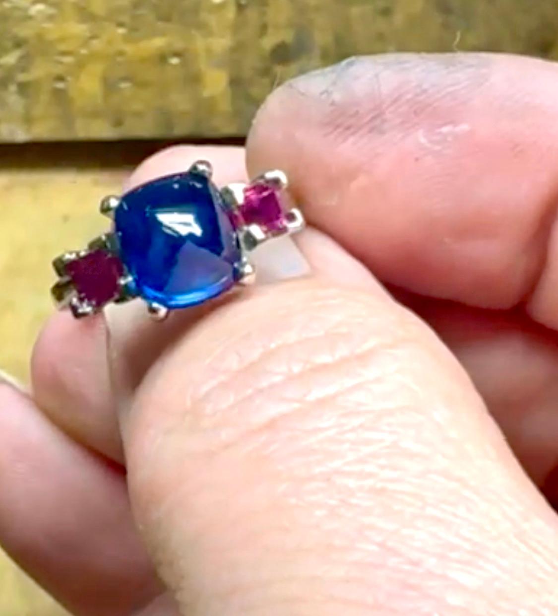 Sugar Loaf Sapphire and Ruby Ring White Gold For Sale at 1stDibs