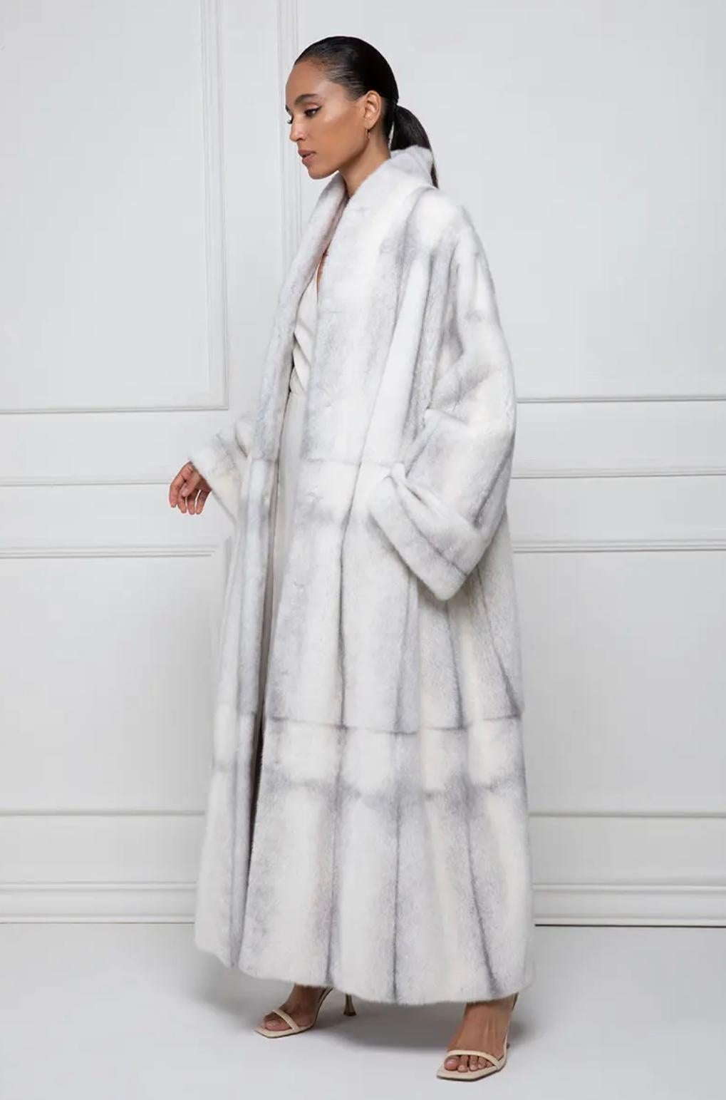 Sapphire Cross Mink fur Coat For Sale at 1stDibs