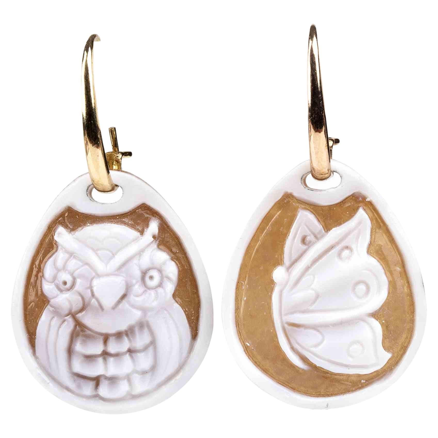 Sardonic Shell Cameo Yellow Gold, Drop Earrings For Sale at 1stDibs