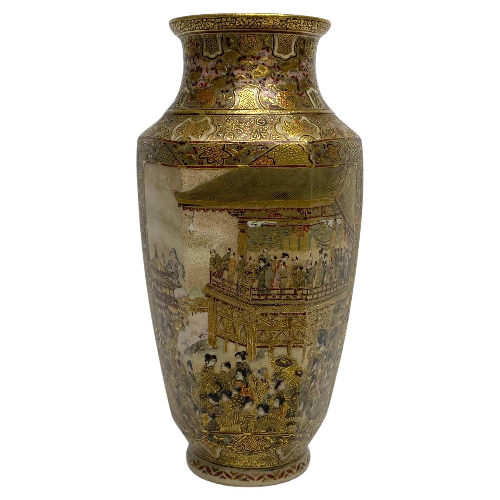 Satsuma pottery vase, signed Chikuzan, Meiji Period. For Sale at 1stDibs