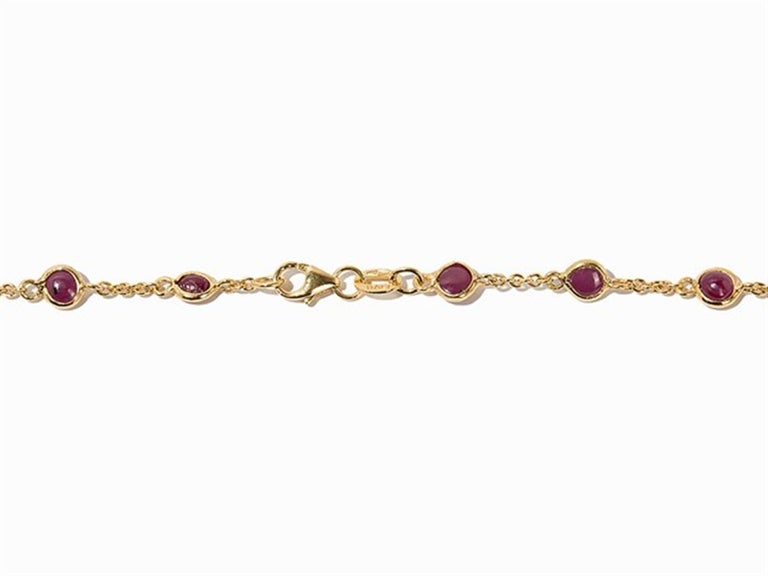 Sautoire with Rubies of circa 30.06 Carat, 750 Yellow Gold at 1stDibs
