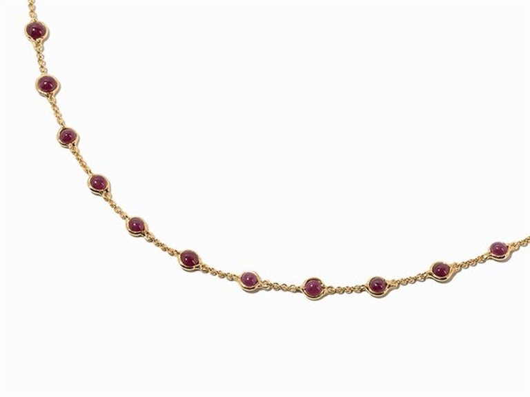 Sautoire with Rubies of circa 30.06 Carat, 750 Yellow Gold at 1stDibs