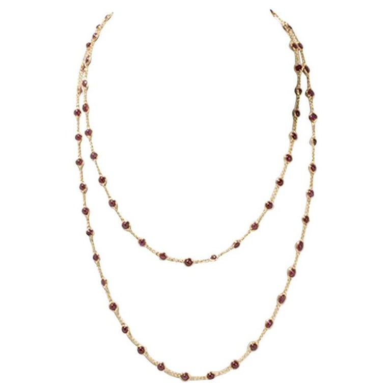 Sautoire with Rubies of circa 30.06 Carat, 750 Yellow Gold at 1stDibs