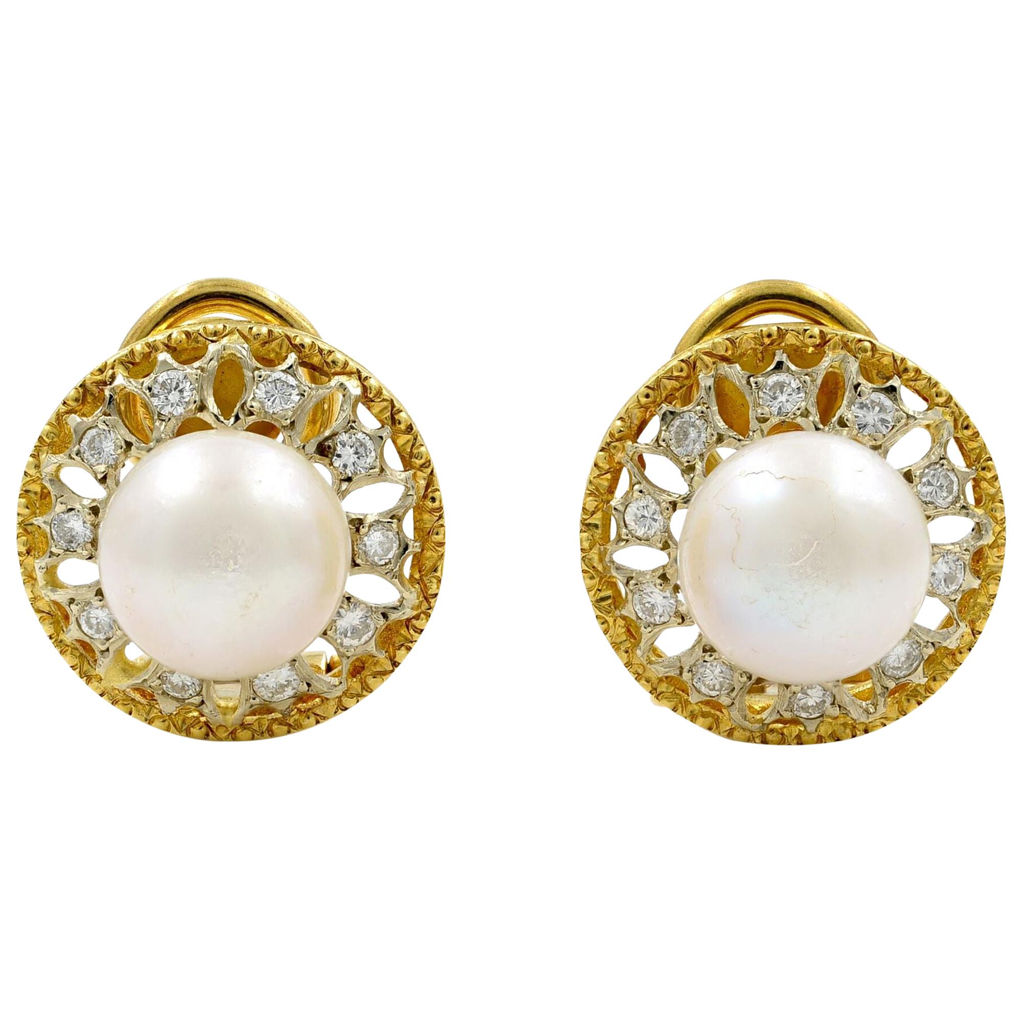 Gubelin Vintage 18 Karat Yellow Gold Perls and Diamonds Ladies Watch 1. ...