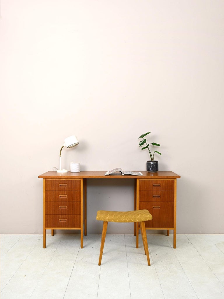 Scandinavian 1960s Desk with Drawers For Sale at 1stDibs