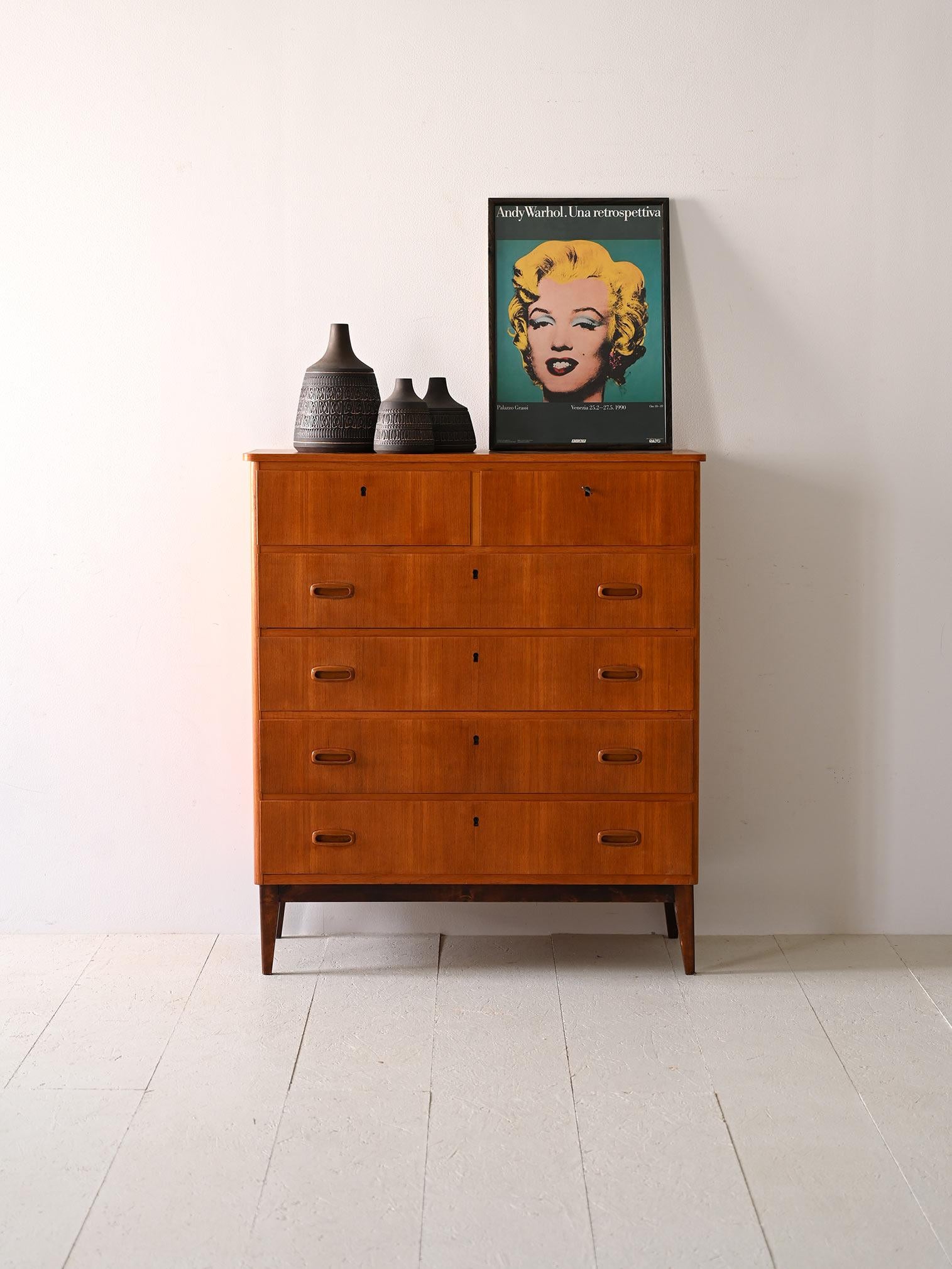 Scandinavian chest of drawers with six drawers For Sale at 1stDibs