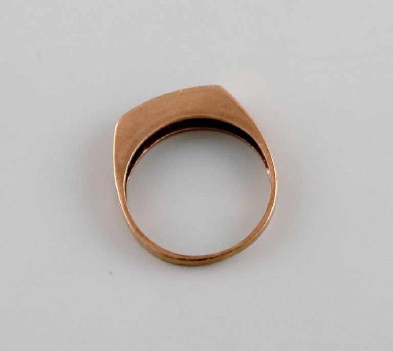Scandinavian goldsmith. Vintage ring in 8 carat gold adorned with three ...
