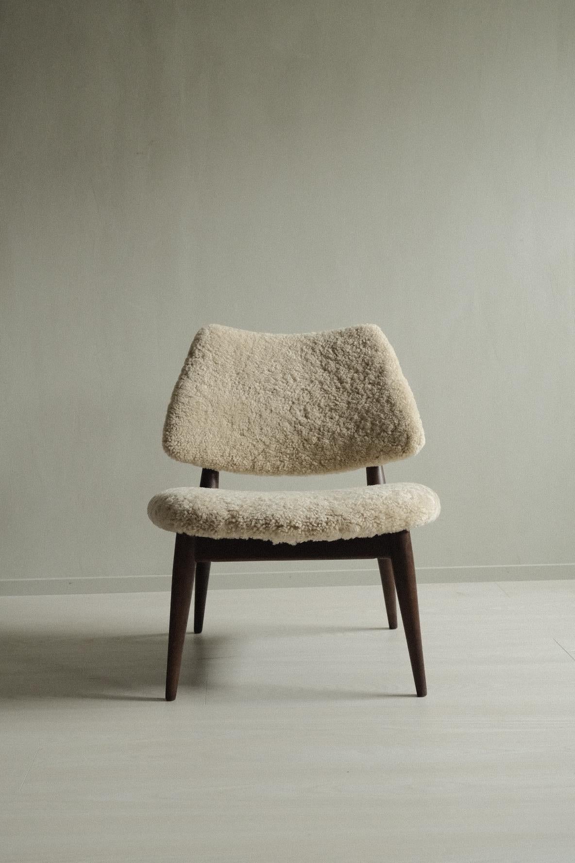 Scandinavian mid-century easy chair in shearling, produced in Norway ...