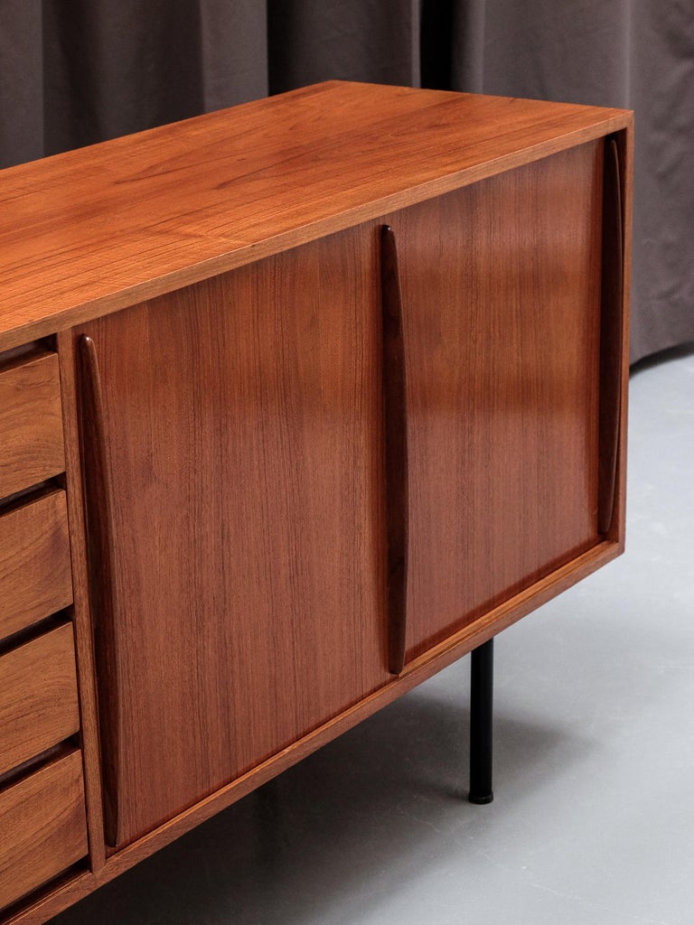 Scandinavian Mid-Century Modern Teak Sideboard, Model 4004, Olli Borg ...
