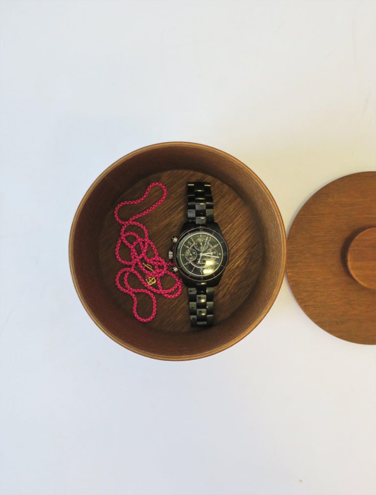 Scandinavian Modern Wood Box For Sale at 1stDibs